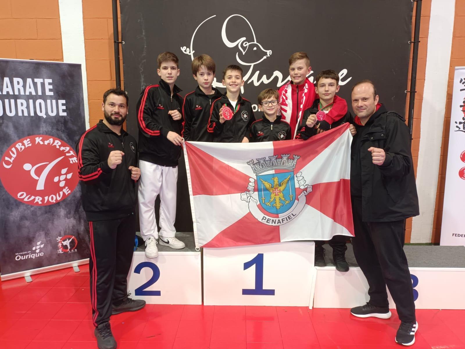 Atleta das Escolas de Karaté Penafiel no pódio em Ourique - Jornal TVS